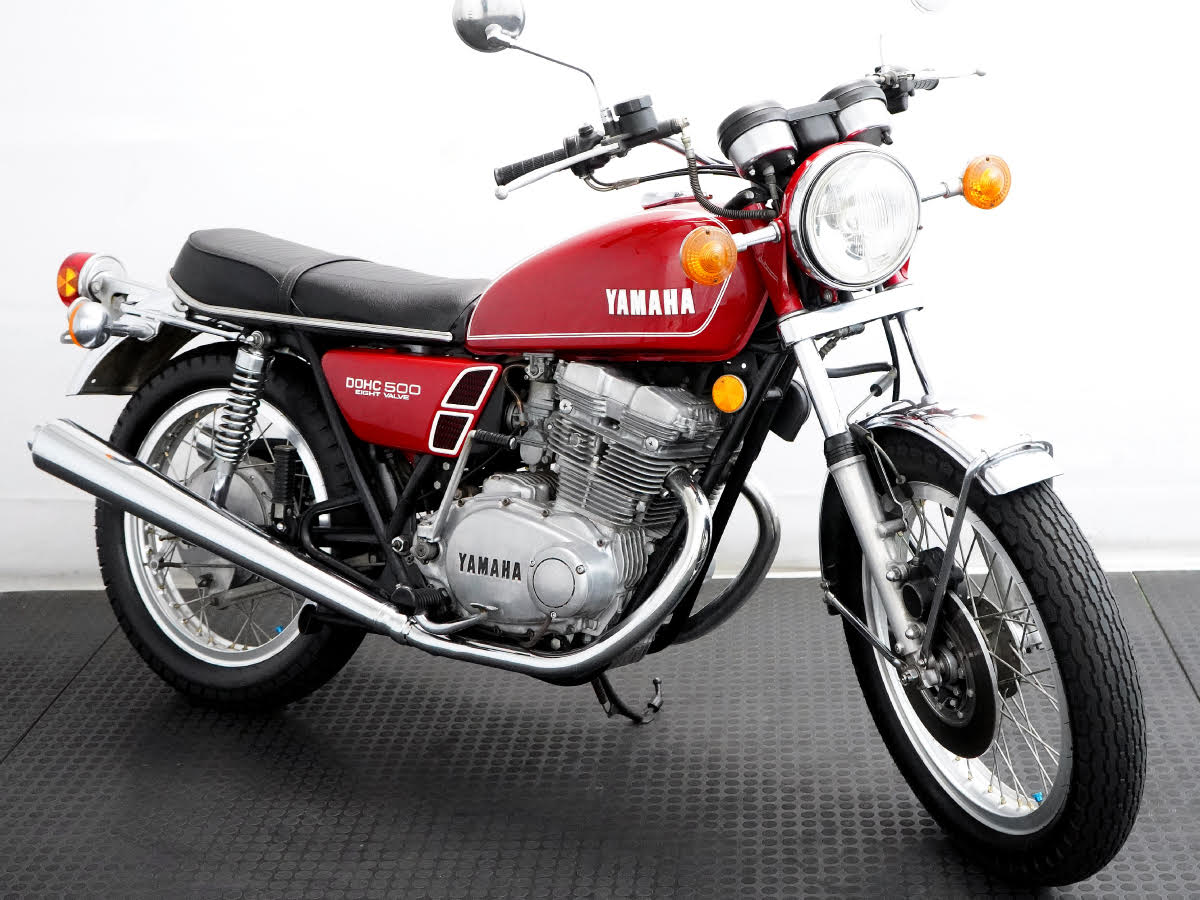 YAMAHA TX500