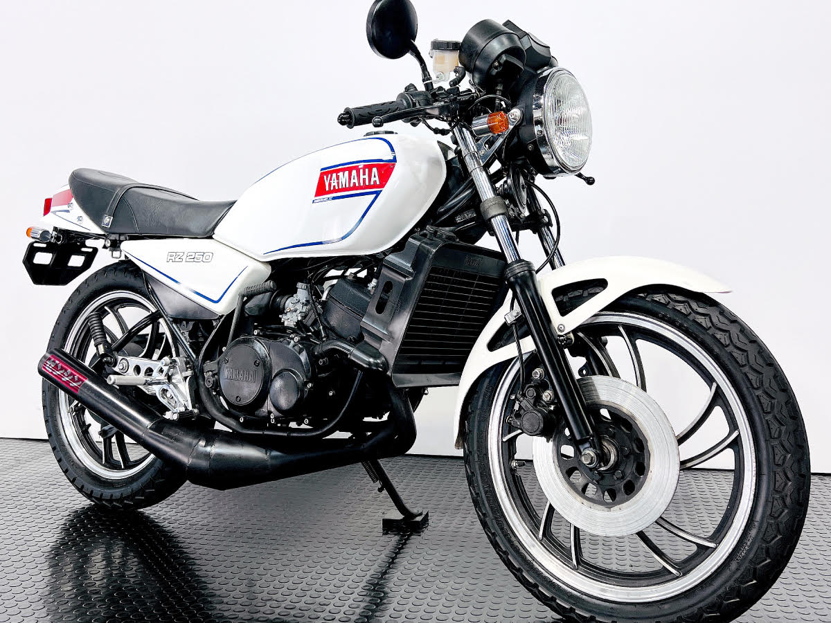 YAMAHA RZ250